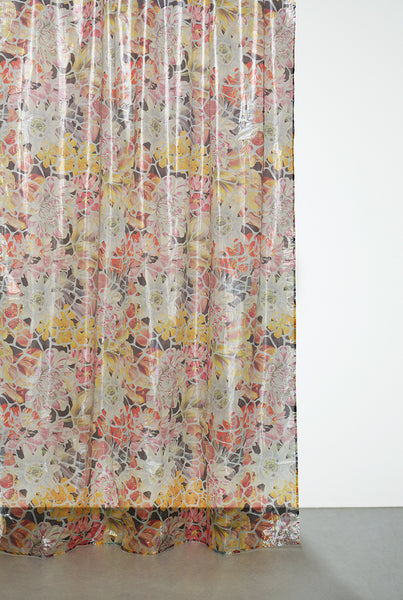 Plastic Fantastic - Miranda – 4Spaces